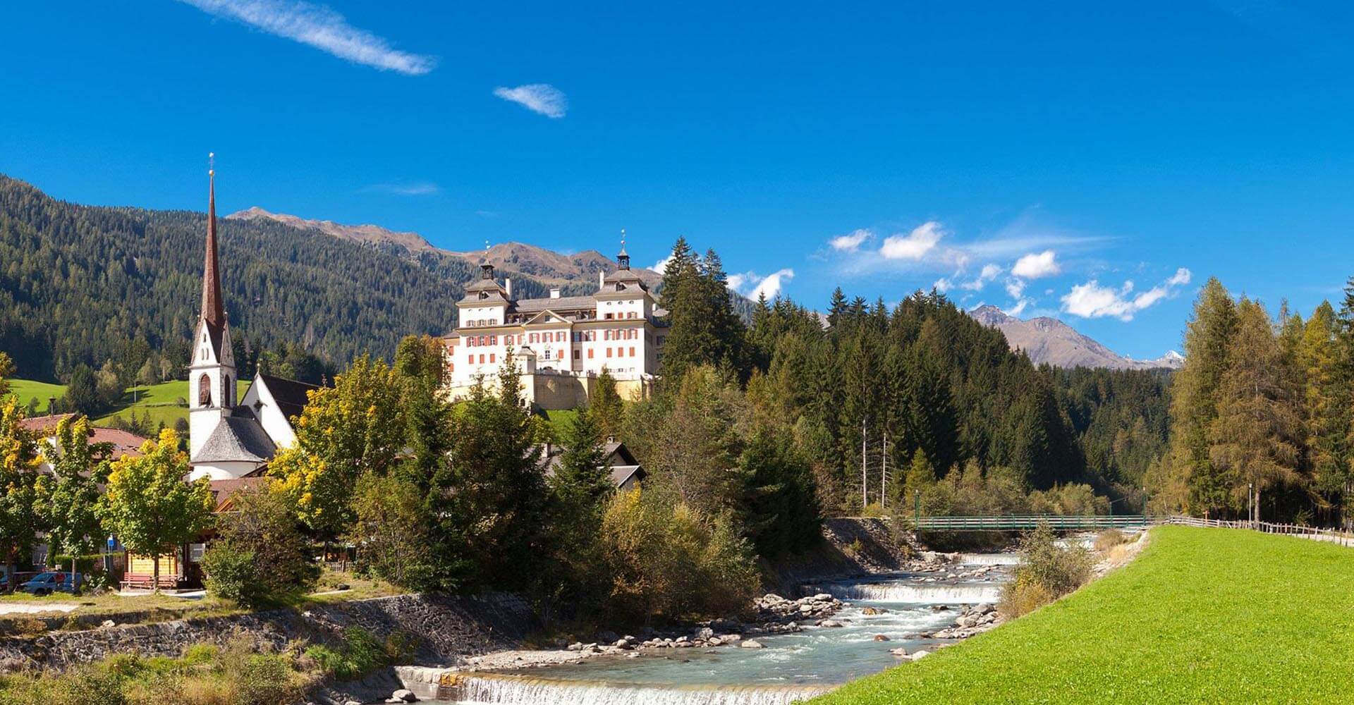 Urlaub in Sterzing in Südtirol | Ideale Ausgangspunkt für Kultur & Shopping