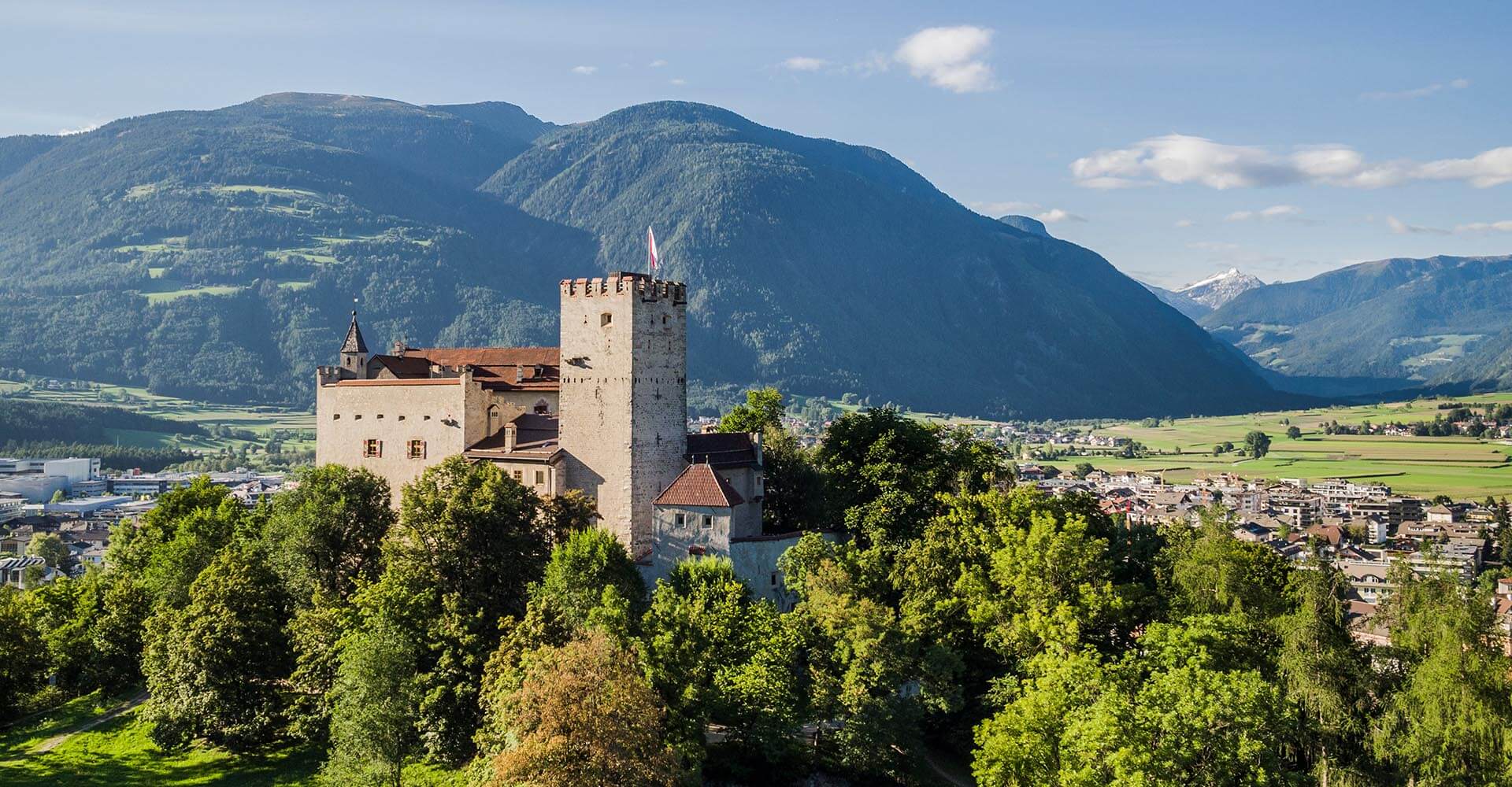 Urlaub in Sterzing in Südtirol | Ideale Ausgangspunkt für Kultur & Shopping